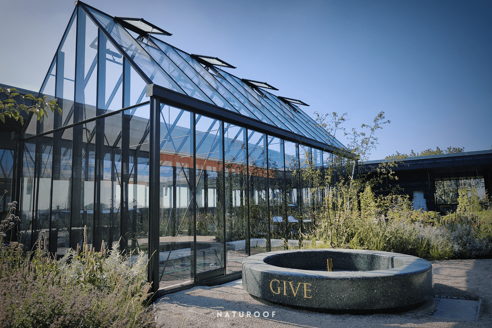 Dakmoestuin In The Yard in Drongen | Naturoof